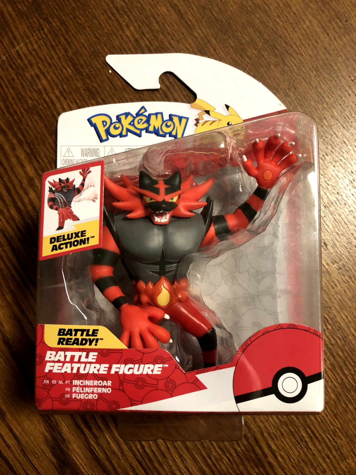 Incineroar battle figure store