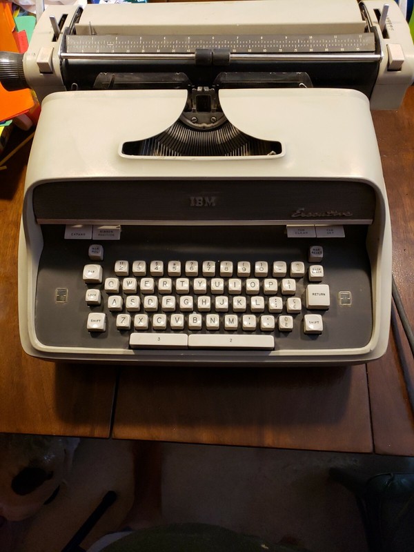 1976 IBM Model D on the Typewriter Database