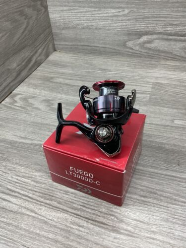 Daiwa Fuego LT 3000D-C 5.3:1 Spinning Reel FEGLT3000D-C | eBay Daiwa Fuego LT 3000D-C 5.3:1 Spinning Reel FEGLT3000D-C | eBay