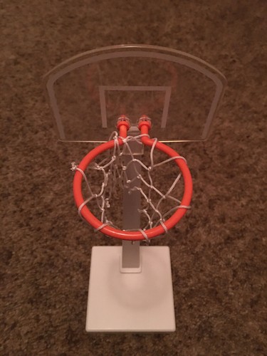 Купить Барби спортсменки Mattel Barbie WNBA Basketball Goal в интернет ...