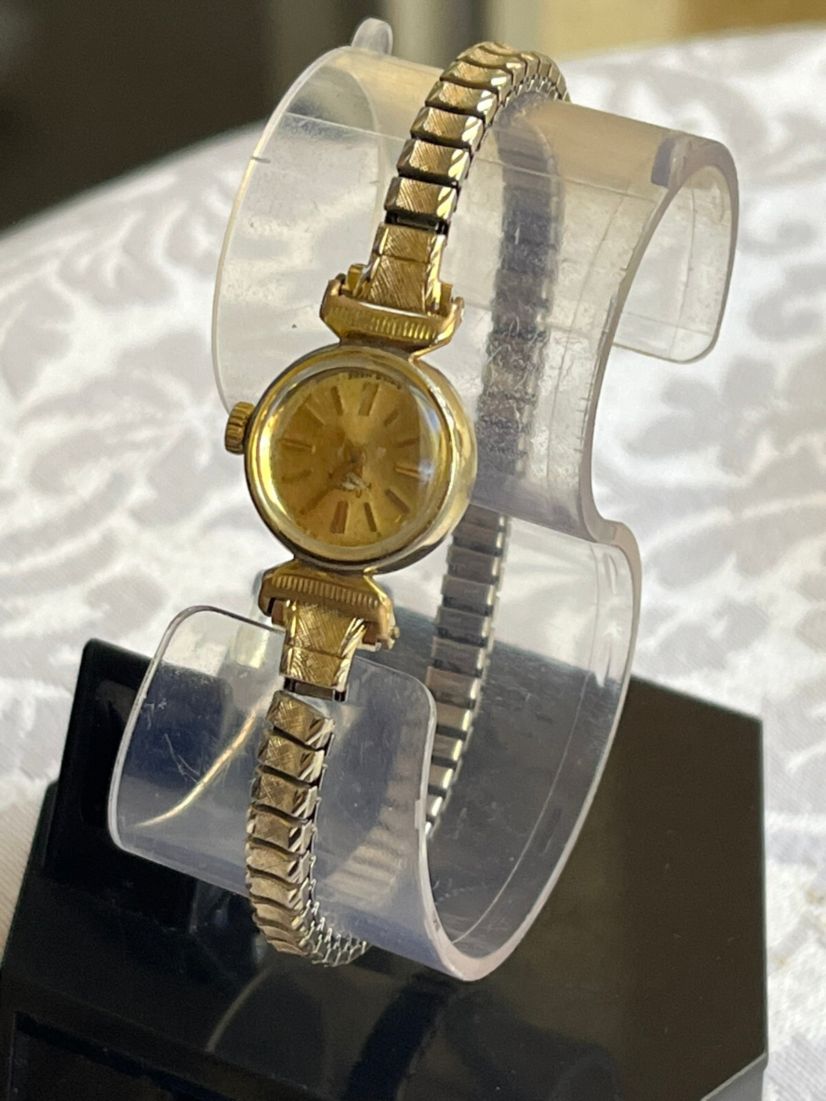 Vintage Girard Perregaux Watch Women 10K Rolled Gold Manual Vintage Girard Perregaux Watch Women 10K Rolled Gold Manual