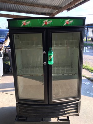 True Beverage Cooler for sale | Only 4 left at -60%