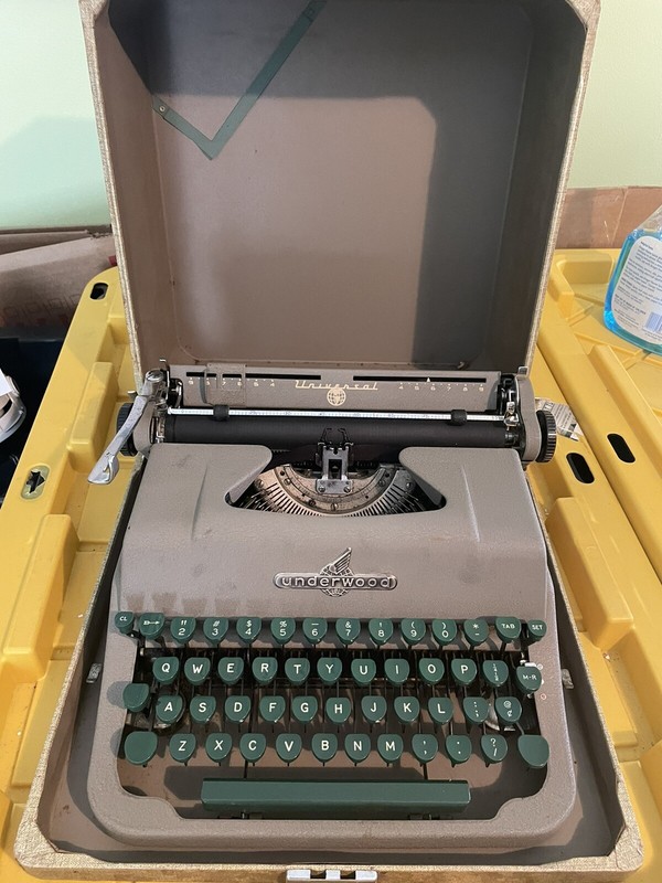 1939 Underwood Universal on the Typewriter Database