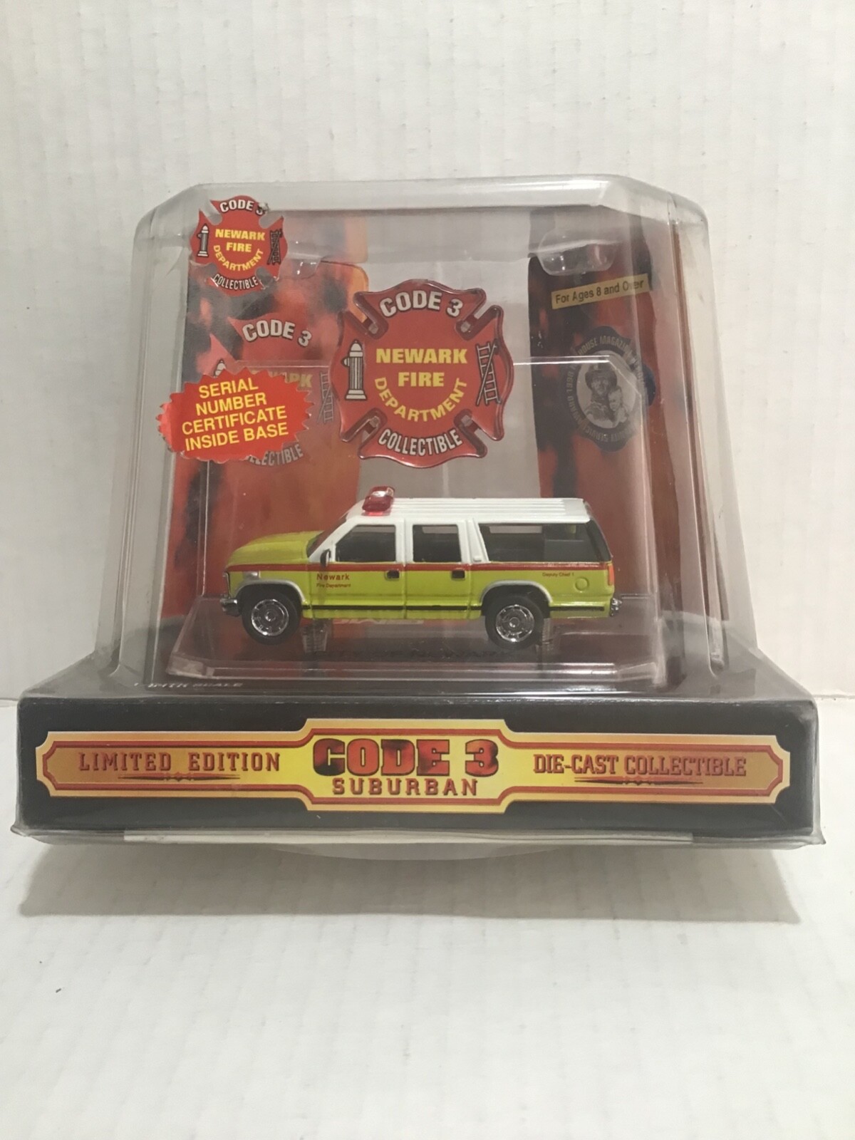 Code 3 Suburban Newark Fire Department 1:64 Die-Cast 1998 Code 3 Suburban Newark Fire Department 1:64 Die-Cast 1998