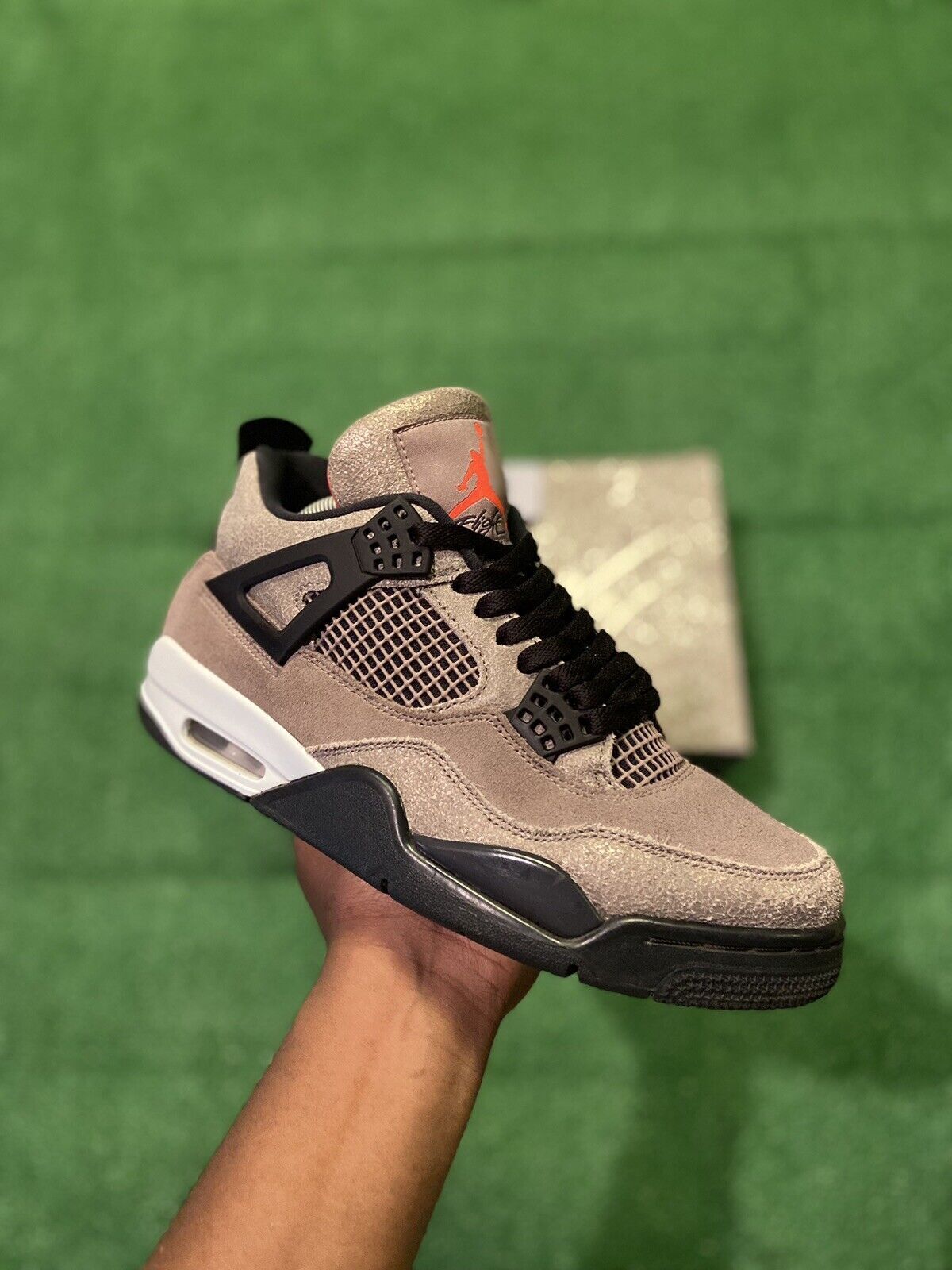 NIKE JORDAN 4 RETRO TAUPE HAZE (GS) SIZE 5.5 YOUTH DJ6249 NIKE JORDAN 4 RETRO TAUPE HAZE (GS) SIZE 5.5 YOUTH DJ6249