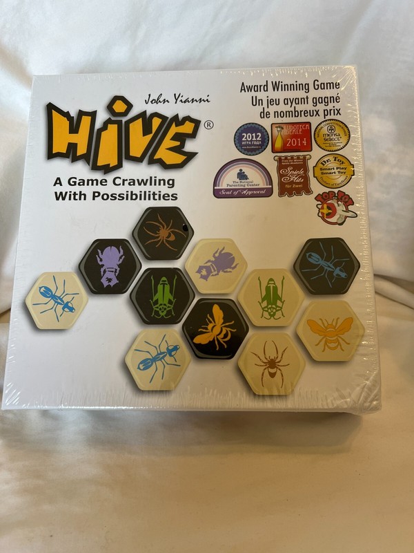 Hive (2001) – Board Game Guys