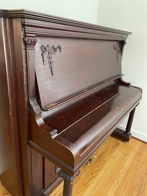 Keyboard - Cabinet Grand Piano