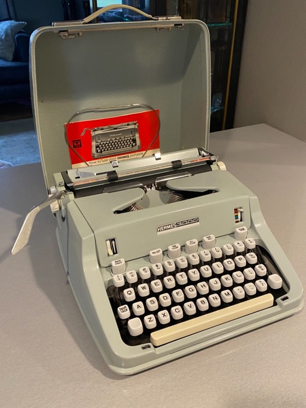 1972 Hermes 3000 on the Typewriter Database