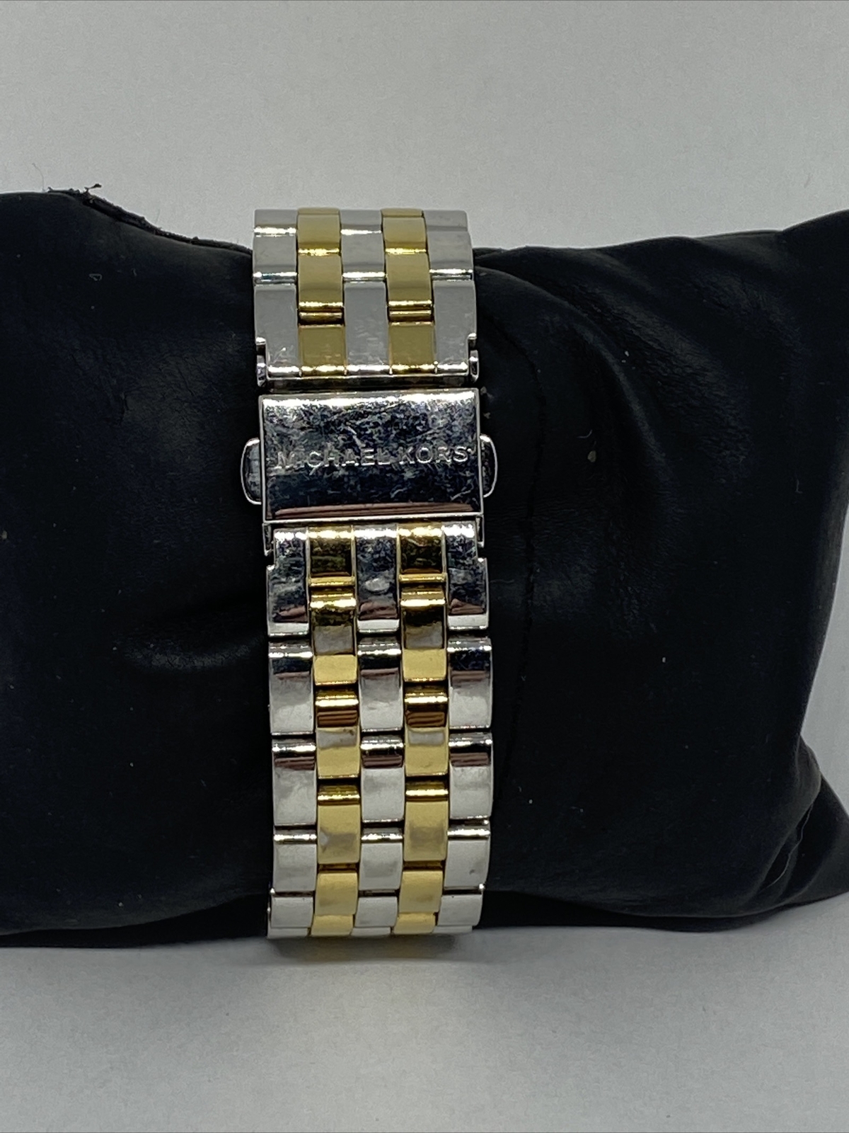 Michael Kors MK3139 Women's Stainless Steel Analog Dial Michael Kors MK3139 Women's Stainless Steel Analog Dial