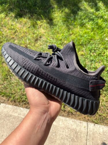 Size 11 - adidas Yeezy Boost 350 V2 Black 2019 FU9006 USED Size 11 - adidas Yeezy Boost 350 V2 Black 2019 FU9006 USED