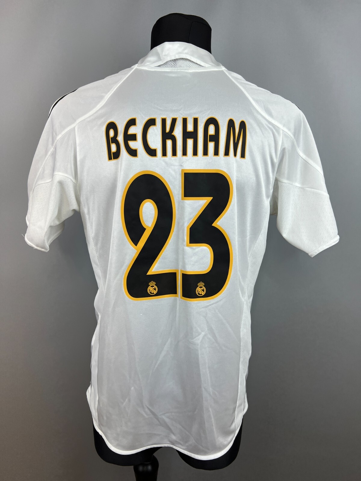 REAL MADRID 2004 2005 BECKHAM HOME SHIRT FOOTBALL SOCCER REAL MADRID 2004 2005 BECKHAM HOME SHIRT FOOTBALL SOCCER