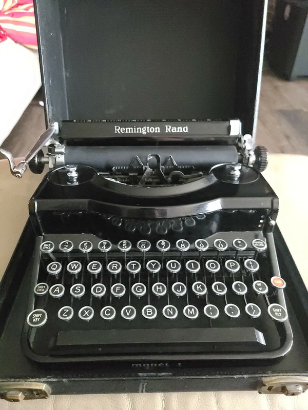 Remington typewriter photos of Remington Model 1 by year then serial ...