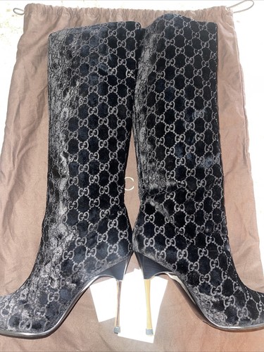F/W 1997 Gucci by Tom Ford GG Monogram Black Pony Hair Boots F/W 1997 Gucci by Tom Ford GG Monogram Black Pony Hair Boots