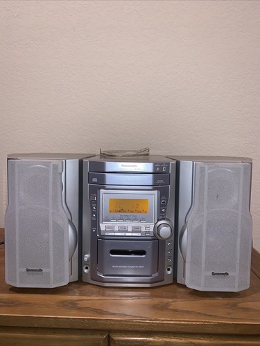 Panasonic CD Stereo System 5 Disk Changer SA