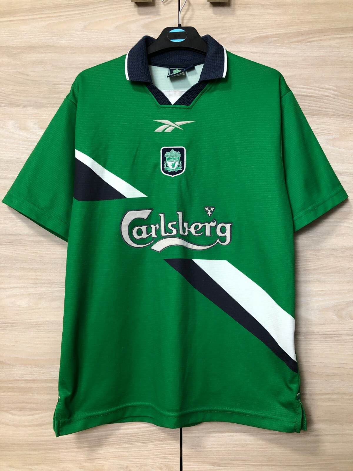 Liverpool 1999-2000 Reebok Vintage Away Football Shirt Liverpool 1999-2000 Reebok Vintage Away Football Shirt