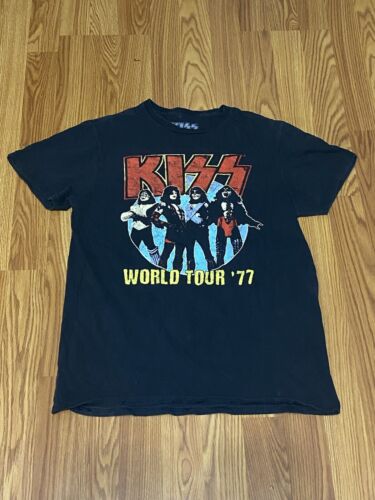 KISS World Tour 77 Band Tee Medium Black Rock N Roll Retro KISS World Tour 77 Band Tee Medium Black Rock N Roll Retro