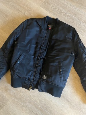 Get Your Top Gun Look with Alpha Industries - nitrolicious.com