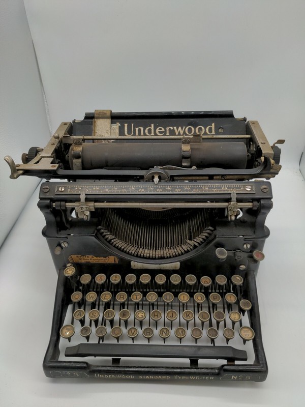 Underwood typewriter photos of Underwood 5 by year then serial number ...