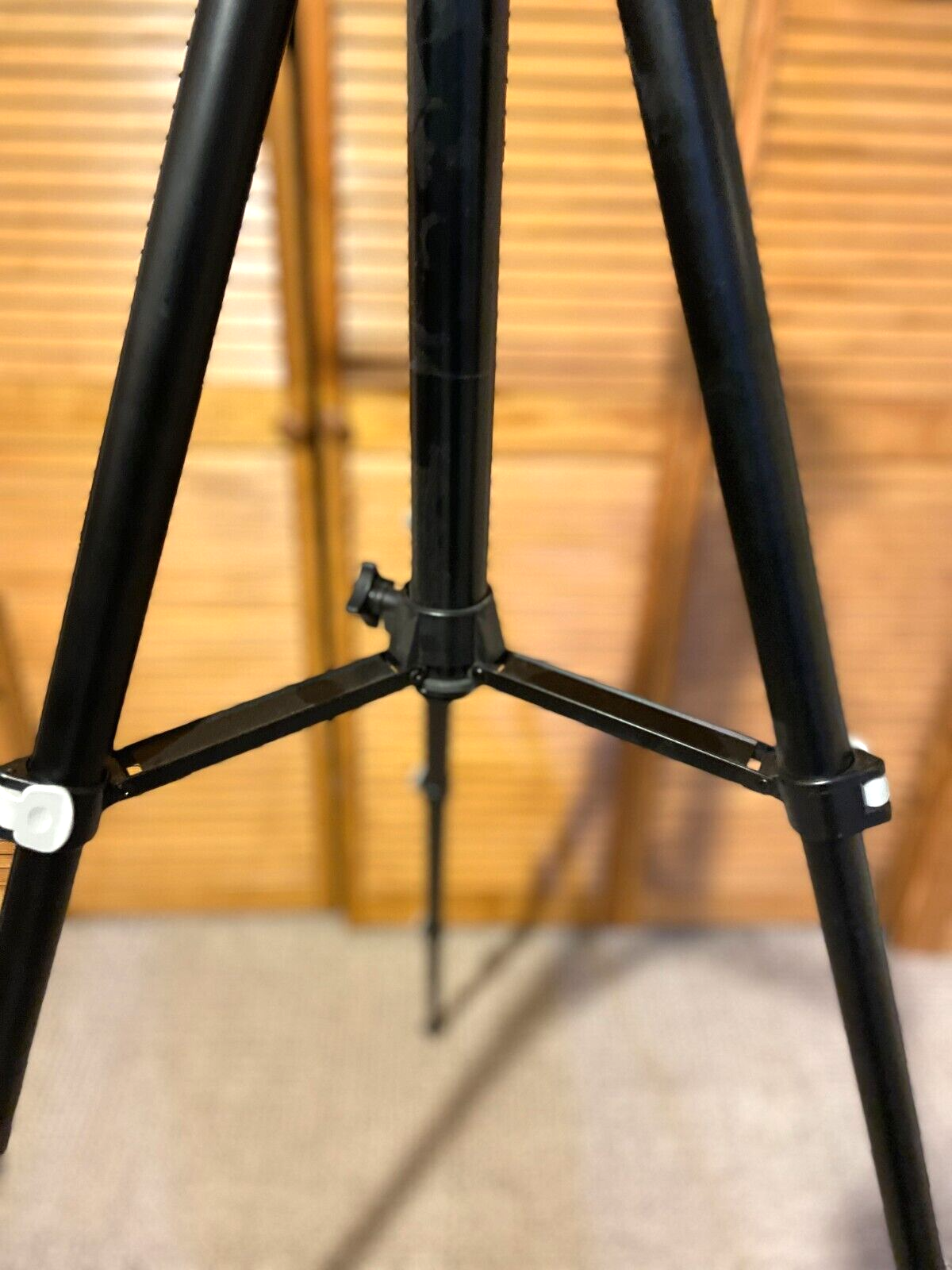 Coast 5 Foot Tall Telescoping Camera Tripod