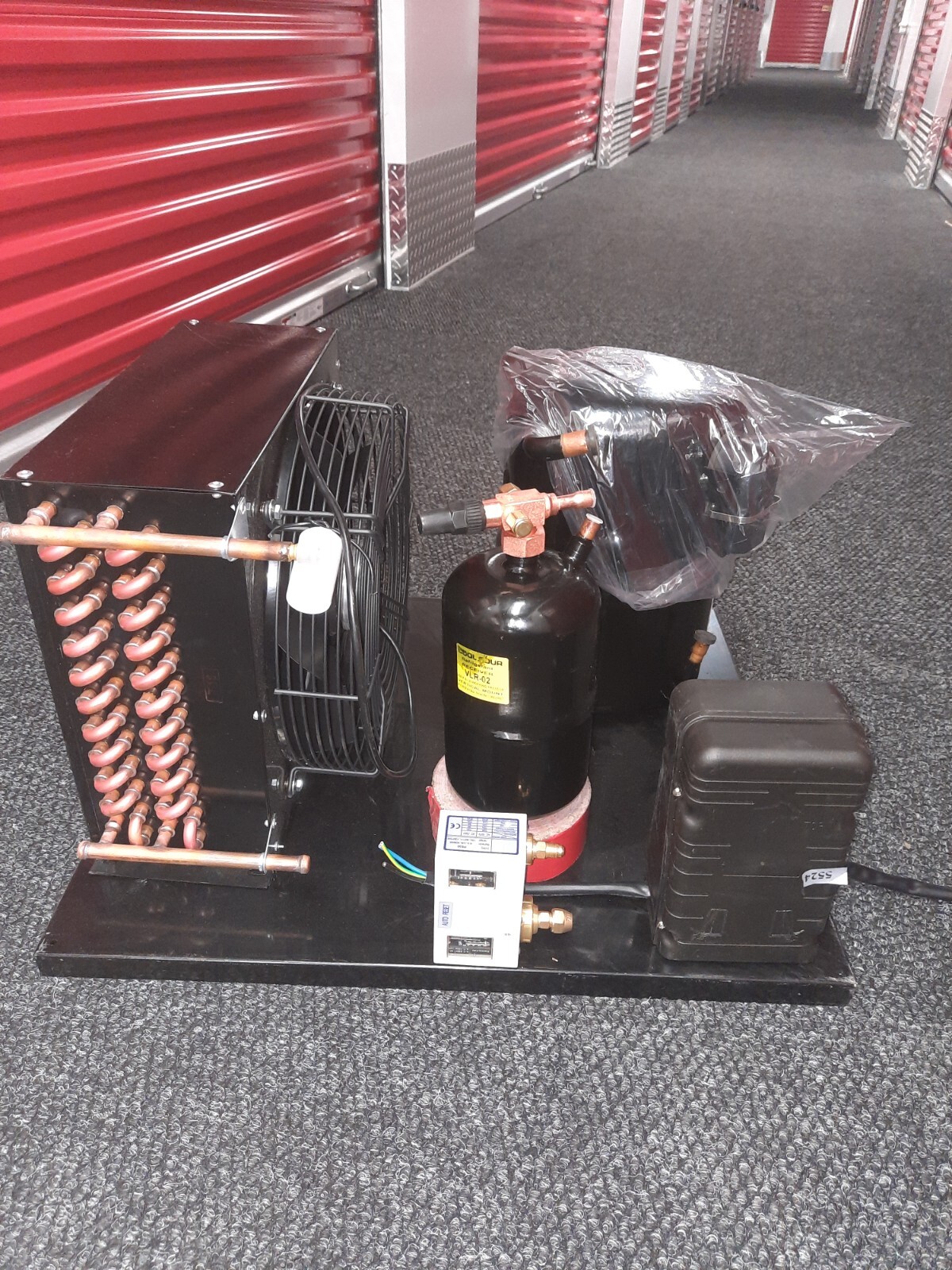 Refrigeration condensing unit 1.5 hp kit. Only NYC