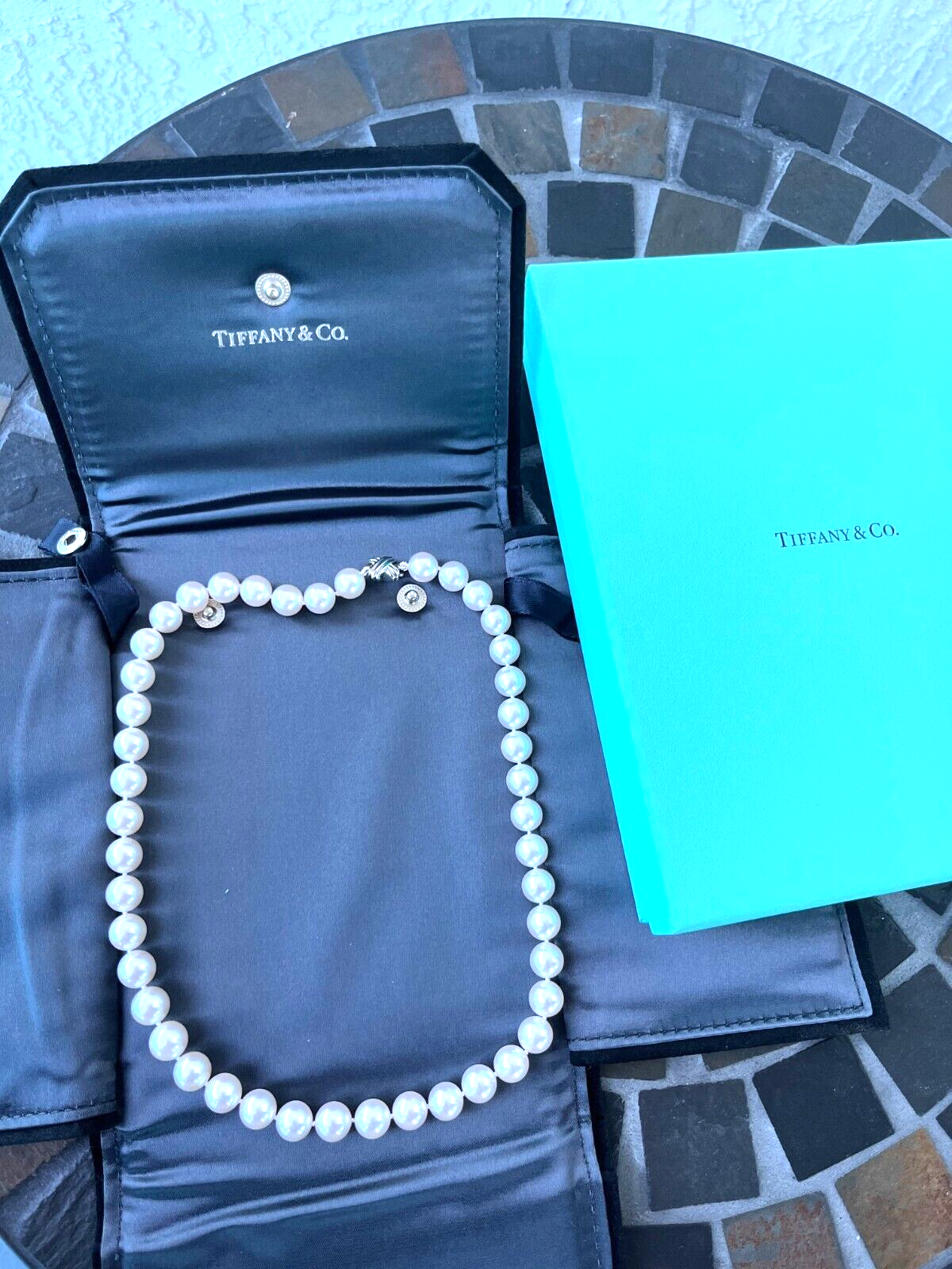 Akoya pearl necklace tiffany store