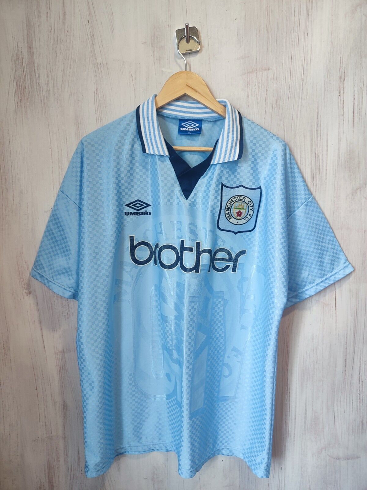 Manchester City 1995 1996 1997 home Sz XL Umbro football Manchester City 1995 1996 1997 home Sz XL Umbro football