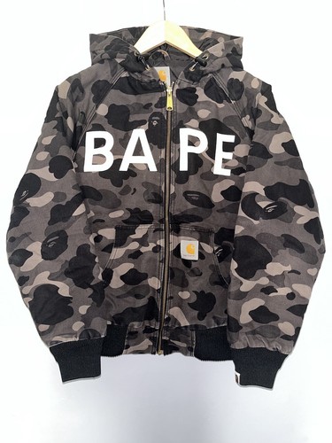 BAPE x Carhartt Black Camo Hooded Jacket FW06 Size Small BAPE x Carhartt Black Camo Hooded Jacket FW06 Size Small
