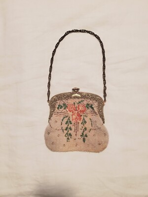 1920s Style Purses and Beaded Flapper Bags