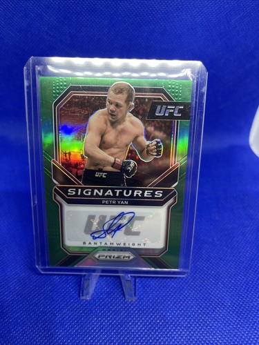 Petr Yan 2021 Panini Prizm UFC Signatures Green Refractor Auto Card #SG ...