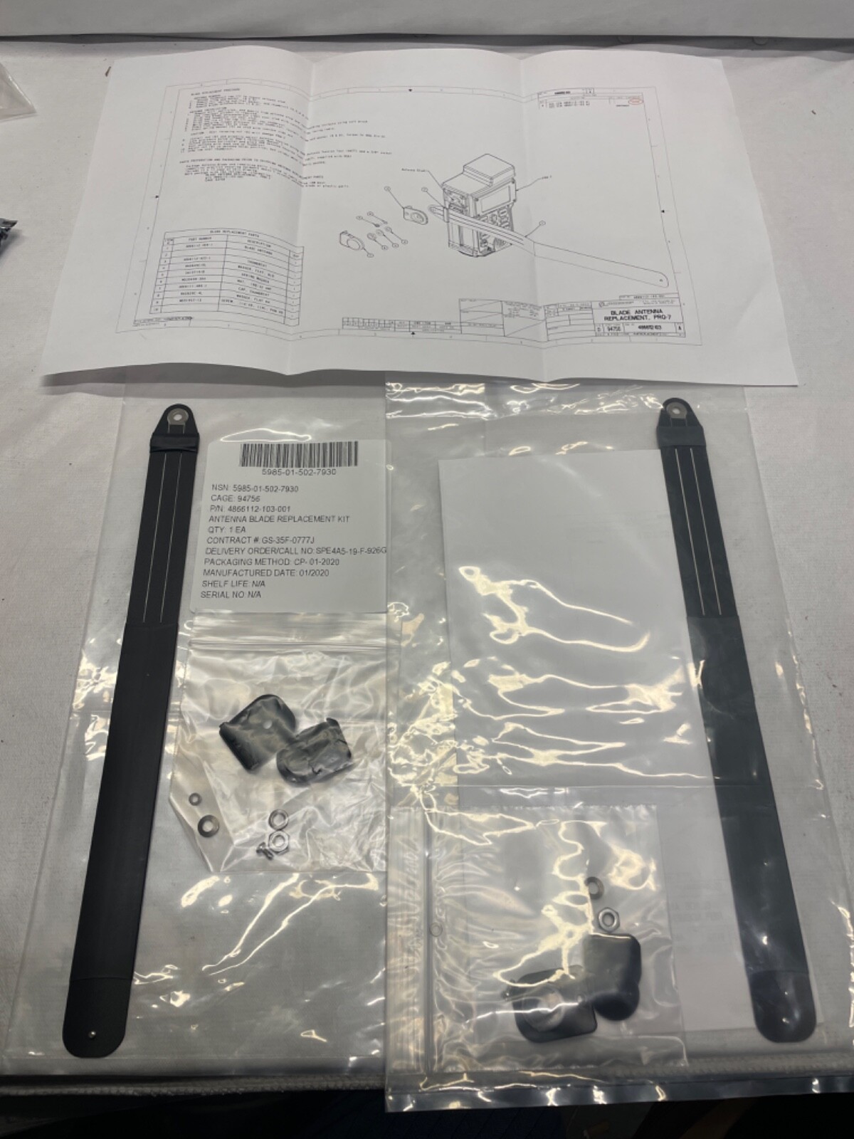 4866112-103-001 PRQ-7 CSEL Military Rescue Radio UHF Blade Antenna PRC ...