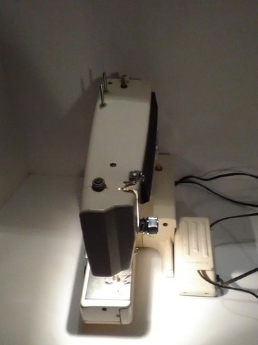 Kenmore 12 Stitch Sewing Machine