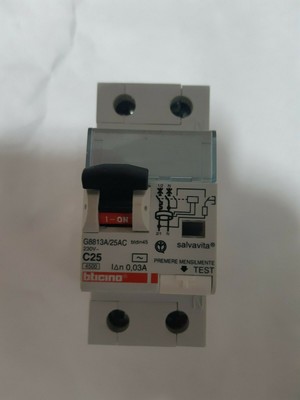 Salvavita Bticino 25 usato in Italia | vedi tutte i 58 prezzi!