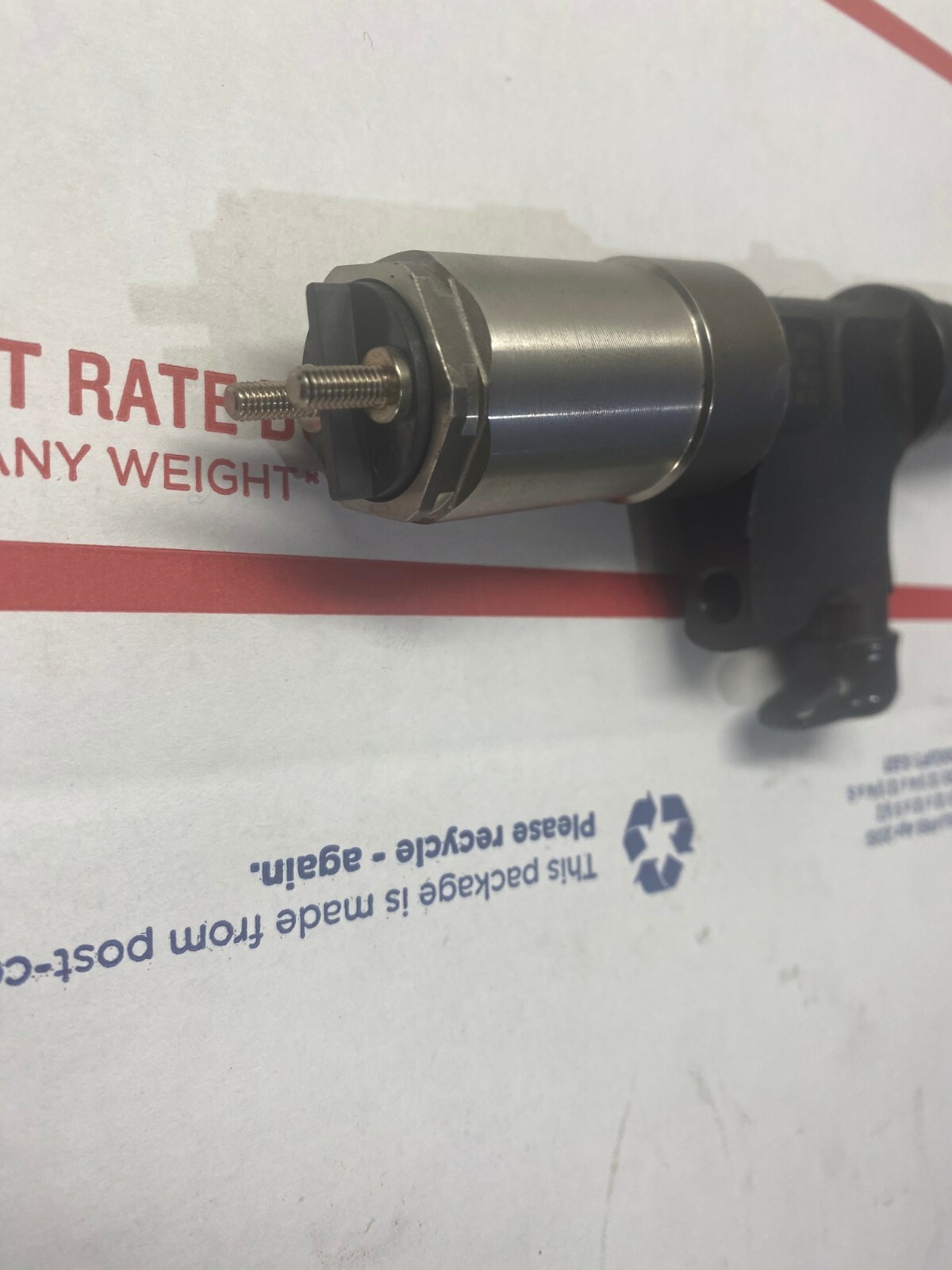 Denso Common Rail Injector 095000-0145 Isuzu 6HK1 8-94392261 Denso Common Rail Injector 095000-0145 Isuzu 6HK1 8-94392261