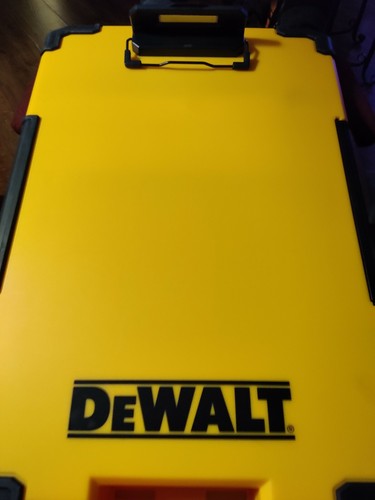 Dewalt dwst17818 tstak clipboard store
