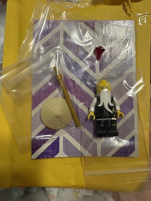 LEGO Ninjago New Cole ZX Minifigure w/Golden Weapon from LEGO Ninjago New Cole ZX Minifigure w/Golden Weapon from