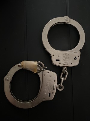 Handcuffs - Vintage Handcuff