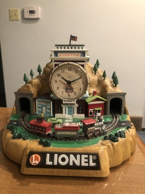 Lionel Train Clock for sale | Only 3 left at -70%