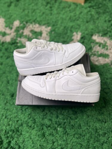 Nike Air Jordan 1 Low Triple White 2022 size 10 553558-136 Nike Air Jordan 1 Low Triple White 2022 size 10 553558-136