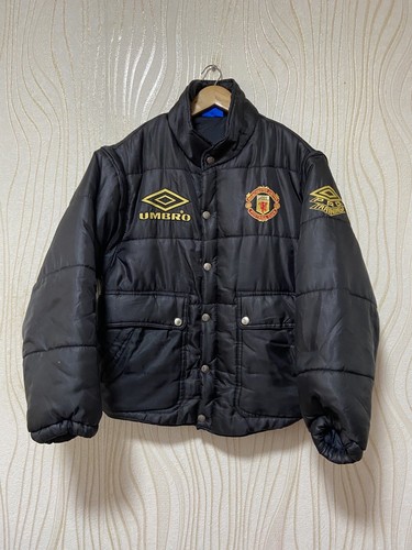MANCHESTER UNITED FOOTBALL SOCCER PUFFER JACKET GILET UMBRO MANCHESTER UNITED FOOTBALL SOCCER PUFFER JACKET GILET UMBRO