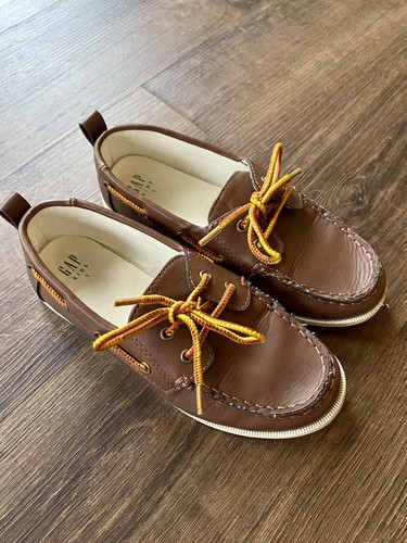 Gap boat shoes store