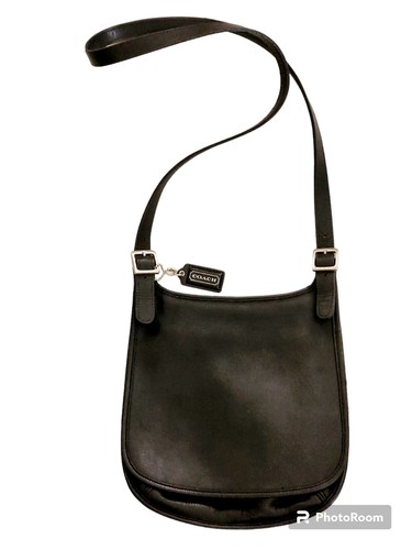 Vintage Coach 9135 Black Leather Slim Hippie Flap Saddle Bag Vintage Coach 9135 Black Leather Slim Hippie Flap Saddle Bag