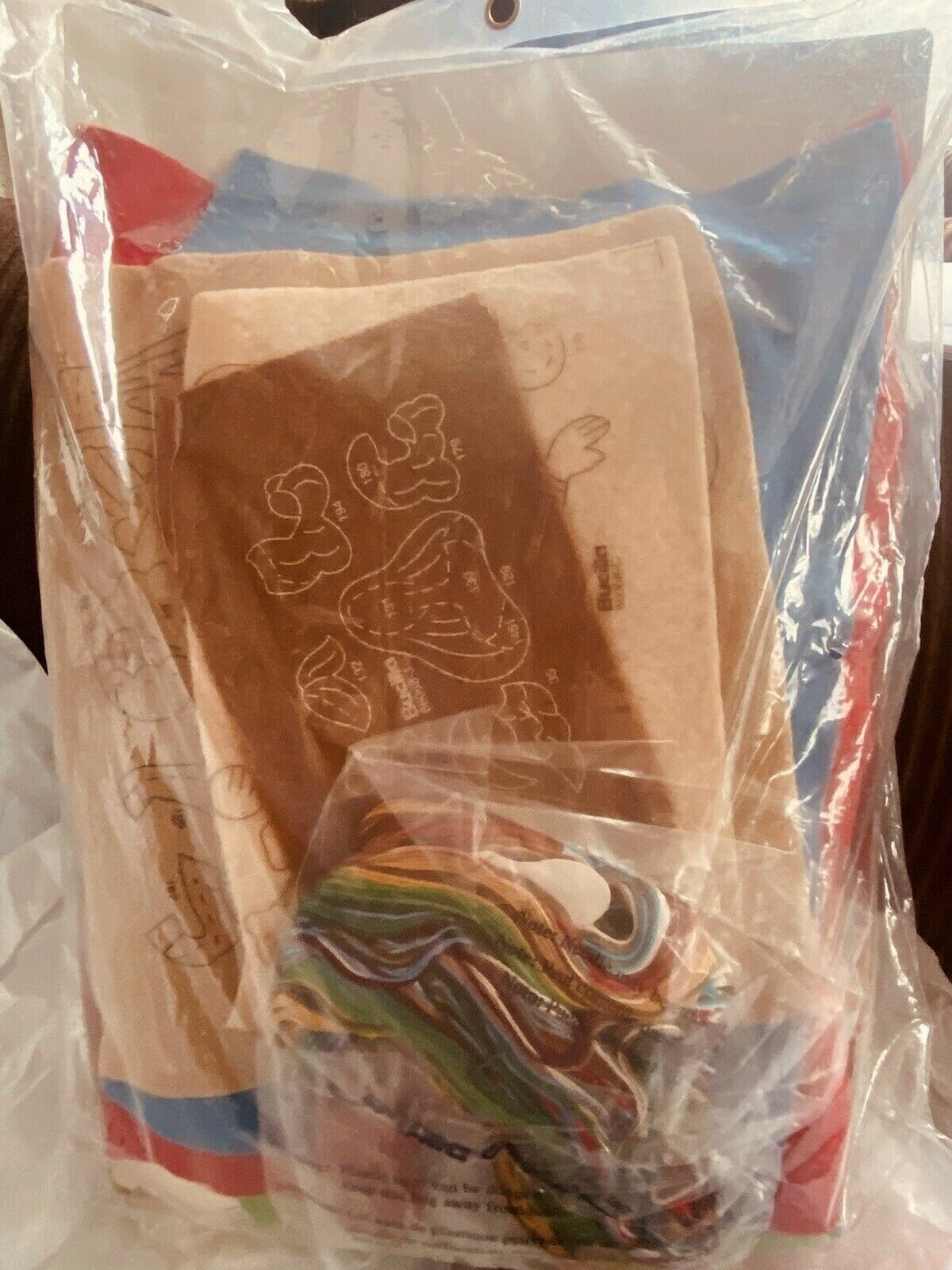 ~ RARE ~ Bucilla Felt Kit 86068 12 ~ RARE ~ Bucilla Felt Kit 86068 12