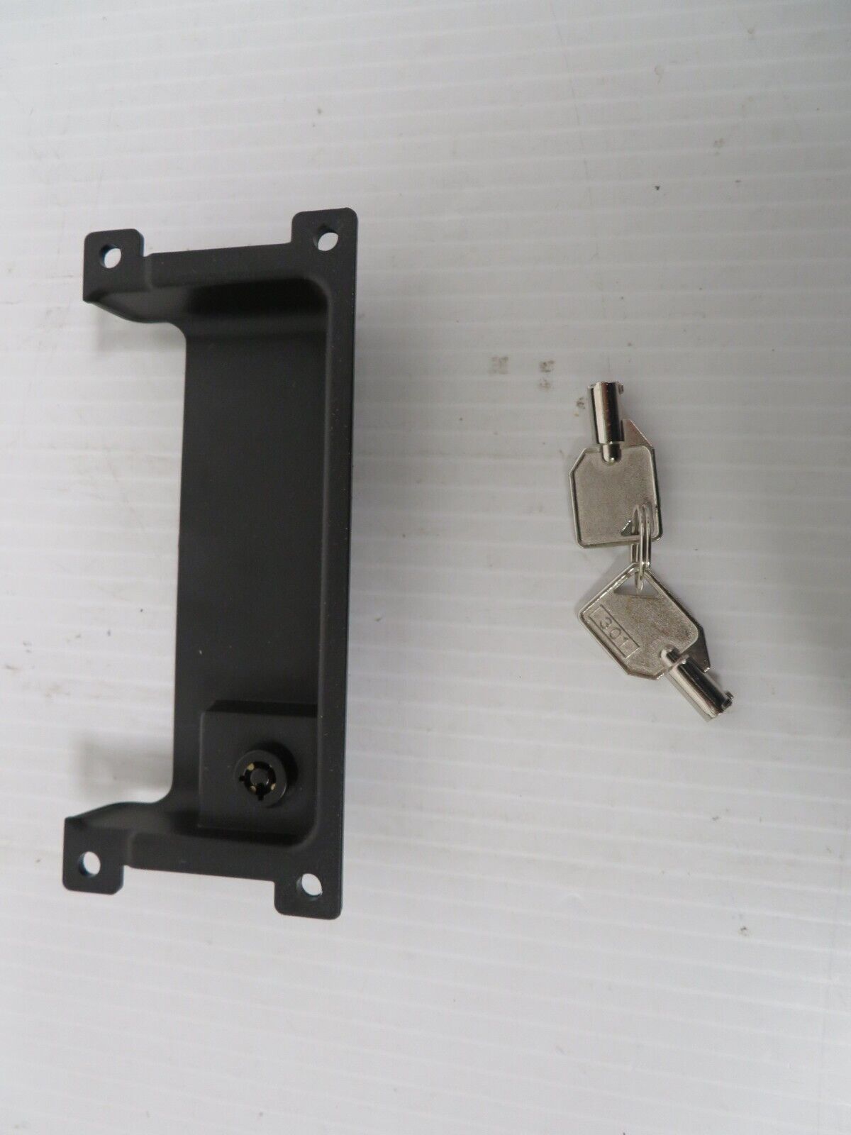 HP Z840 Workstation PC Computer Side Panel Key Set with lock HP Z840 Workstation PC Computer Side Panel Key Set with lock