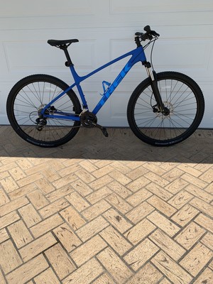 Bicycles - Blue Trek - Nelo's Cycles