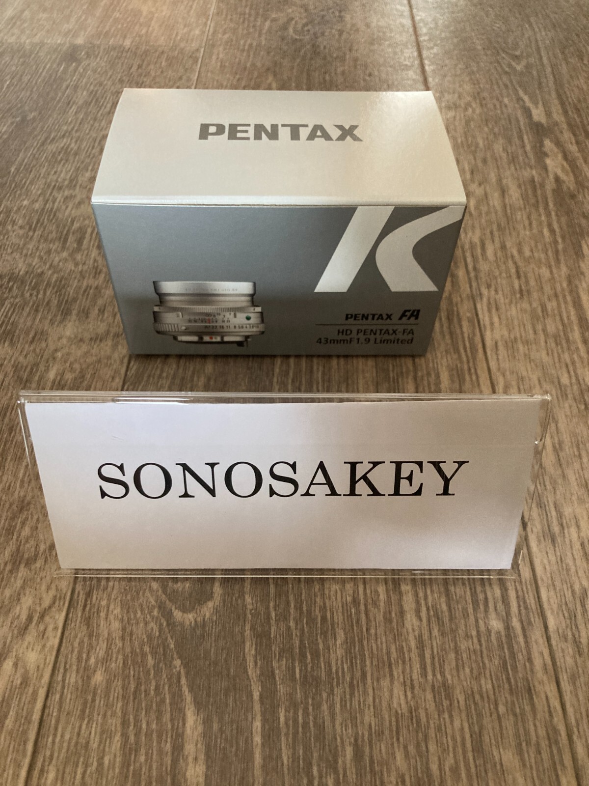 PENTAX HD PENTAX-FA 43mm F1.9 Limited Lens Silver w/Box from PENTAX HD PENTAX-FA 43mm F1.9 Limited Lens Silver w/Box from