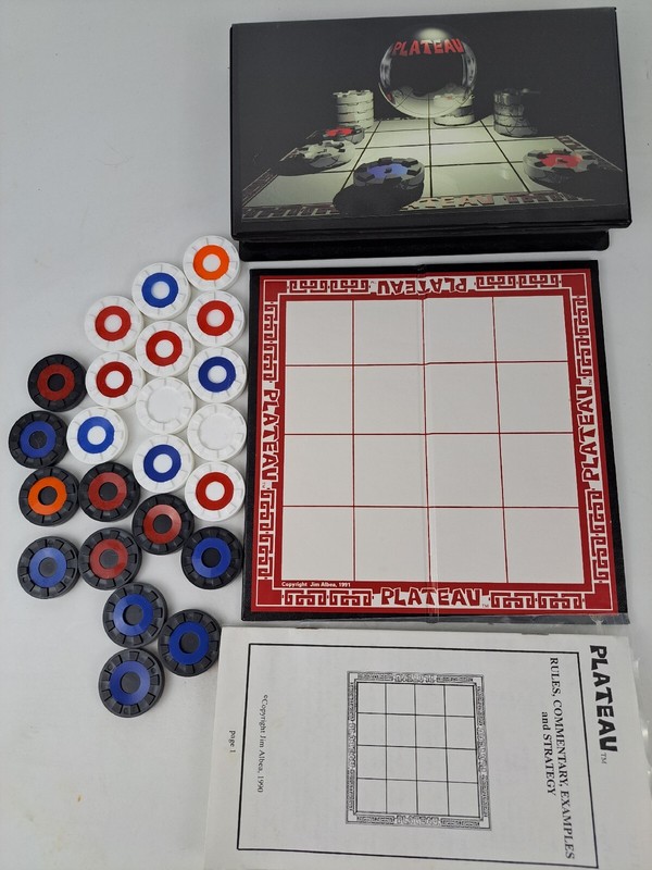 Plateau (1986) – Board Game Guys