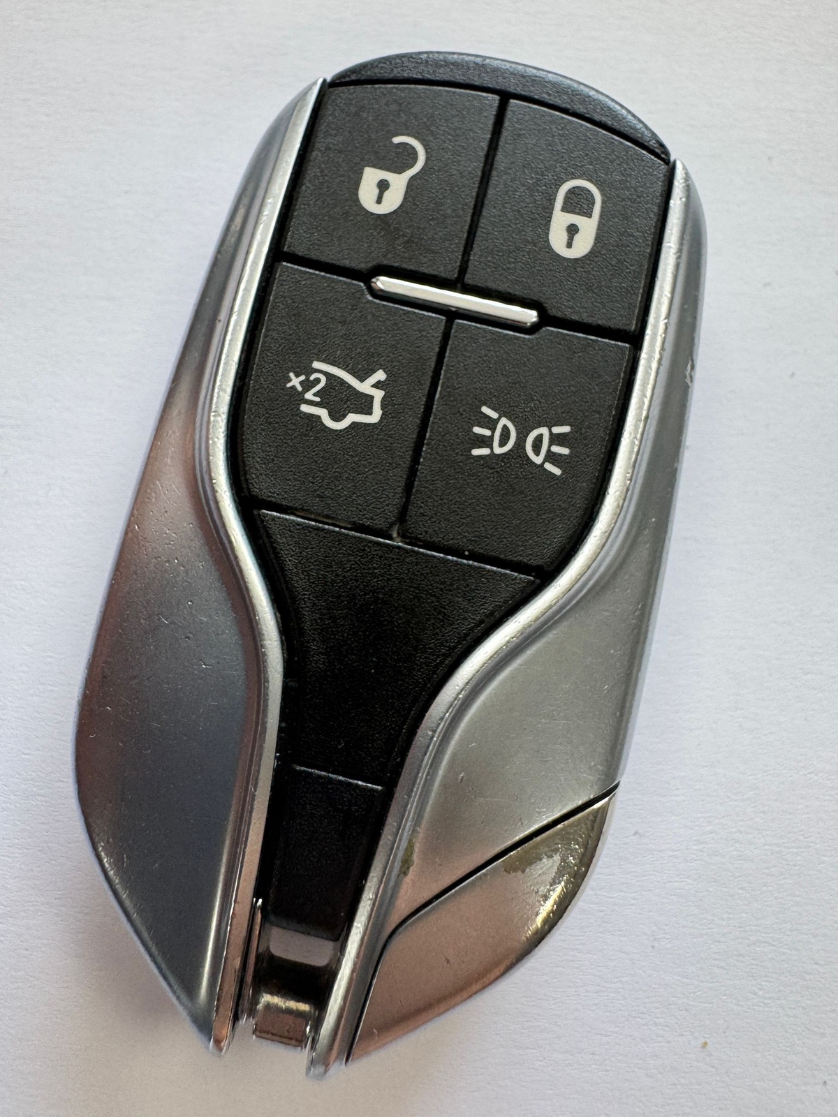 GENUINE MASERATI 4 BUTTON REMOTE SMART KEY FOB. GHIBLI / LEVANTE TESTED ...