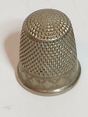 Thimbles - Sterling Silver Thimble Mark