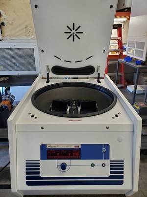 Centrifuges - Sigma Centrifuge