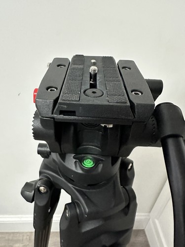 Viltrox VX18M HeavyDuty Camera Tripod with VT01 Fluid Head | EBG